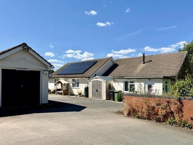 Kingswood Road, Kington, 4 Bedroom Bungalow