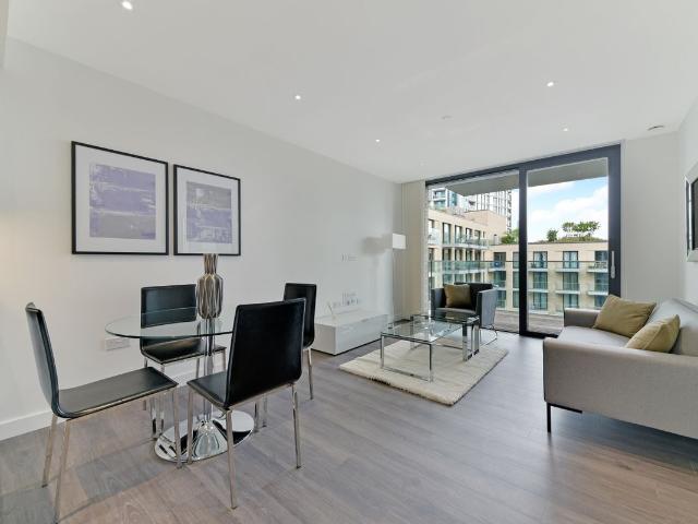 Kingwood House, 1 Goodman's Fields, Chaucer Gardens, Aldgate E1, 1 bed flat to rent, £3,250 pcm | PrimeLocation