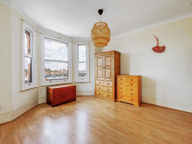 Kingwood Road, SW6 1 bed apartment to rent £2,000 pcm £462 pw