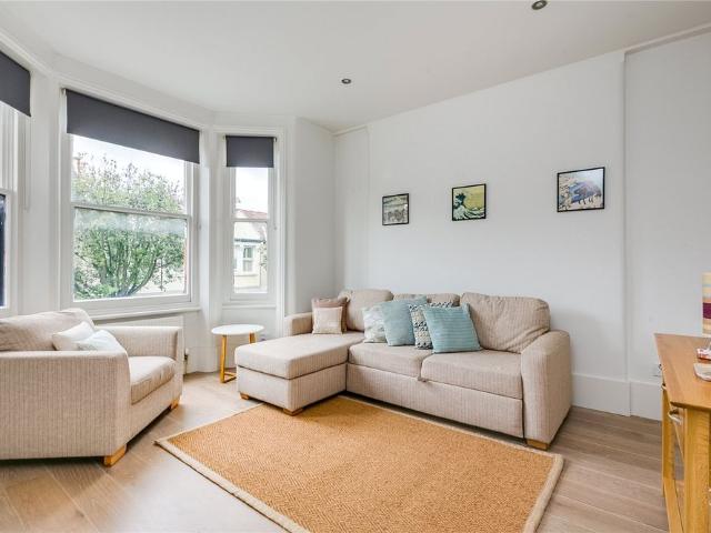 Kingwood Road, Bishops Park, SW6, London