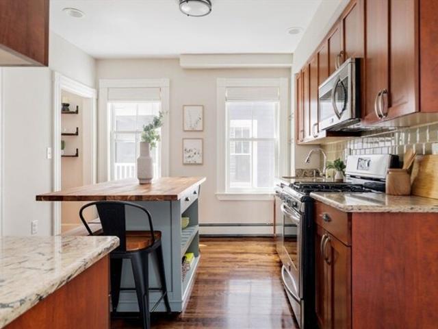 Kinnaird St Apt,cambridge, Condo For Sale