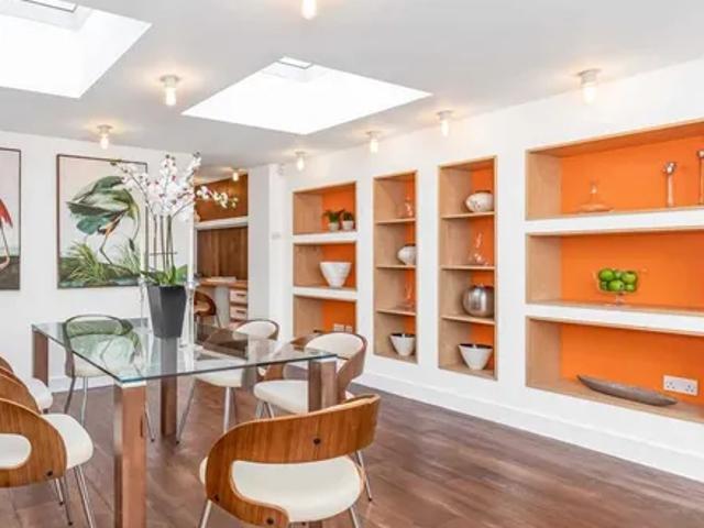 Kinnerton Place North, London, SW1X 8EW, United Kingdom | 4 bed house for rent #122911729 | Rentberry