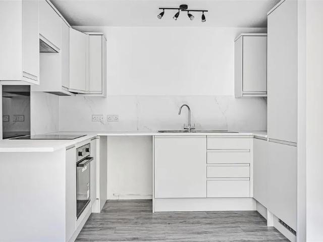Kinnerton Way, Exeter