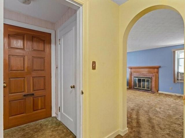 Kinnicutt Rd, Worcester, Home For Sale