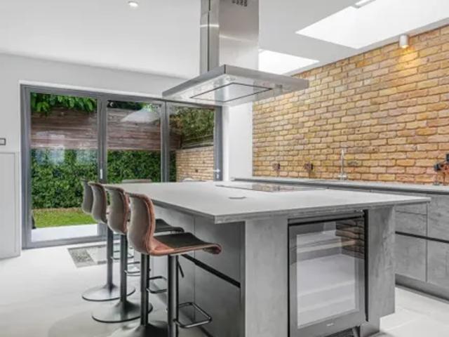 Kinnoul Road, London, W6 8NG, United Kingdom | 4 bed house for rent #167216860 | Rentberry