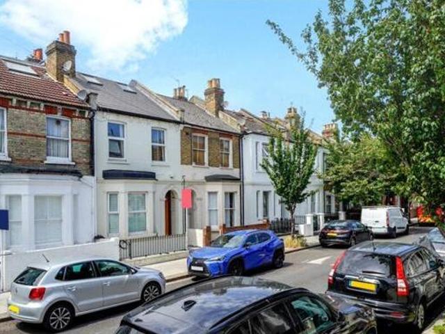 Kinnoul Road, London, 2 Bedroom Apartment