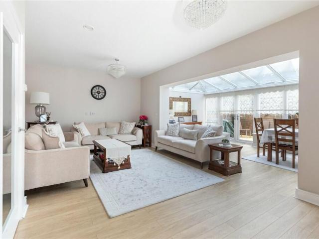 Kinsale Close, Barnet, London NW7, 5 bed terraced house to rent, £3,995 pcm | PrimeLocation