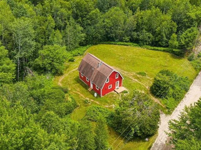 Kinsman Rd, Grafton, Home For Sale