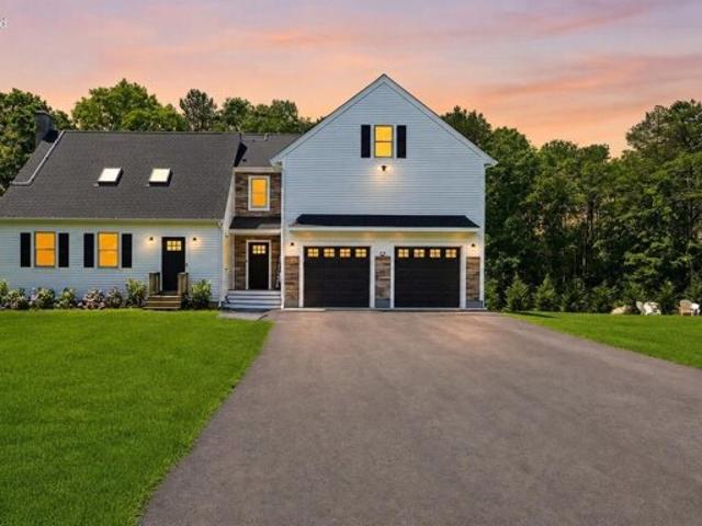 Kiahs Way, East Sandwich, Home For Sale