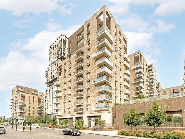 Kidbrooke Park Road, Kidbrooke. 2 bed apartment to rent £2,200 pcm £508 pw