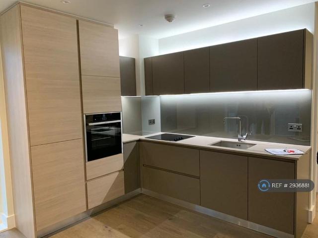 Kidbrooke Park Road, London, SE3 1 bed flat to rent £1,800 pcm £415 pw