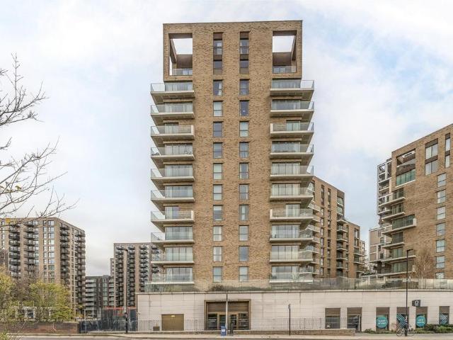 Kidbrooke Park Road, London, SE3 2 bed apartment to rent £2,600 pcm £600 pw