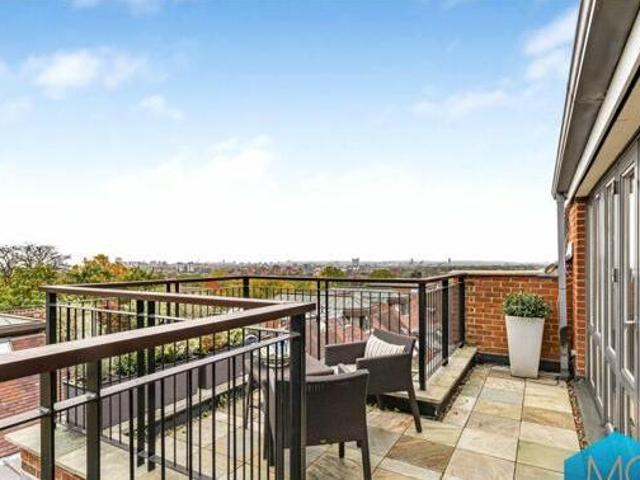 Kidderpore Avenue, Westfield, Hampstead, 3 Bedroom Apartment