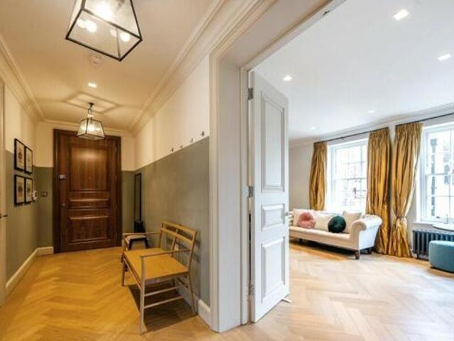 Kidderpore Avenue, London, 2 Bedroom Flat