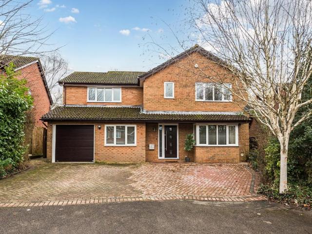 Kielder Close, Valley Park, Chandlers Ford SO53, 4 bed detached house to rent, £2,900 pcm | PrimeLocation