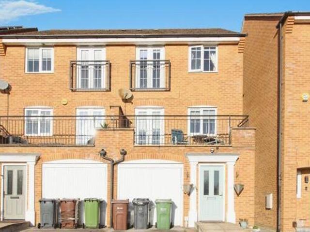 Kielder Drive, Leeds, 4 Bedroom Town