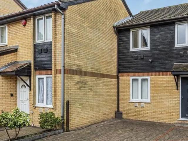 Kilberry Close, London, TW7 4NH, United Kingdom | 3 bed townhouse for rent #135671314 | Rentberry