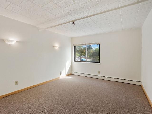 Kilbourn Terrace 3 Bedroom Apartment for Rent at 2125 W Kilbourn Ave, Milwaukee, WI 53233 Avenues West