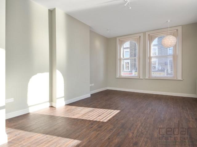Kilburn High Road, Kilburn NW6, 5 bed flat to rent, £5,200 pcm | PrimeLocation