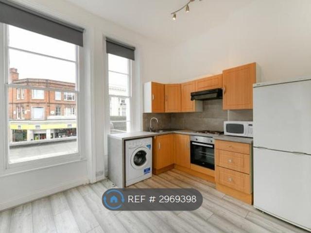 Kilburn High Road, London NW6, 2 bed flat to rent, £1,900 pcm | PrimeLocation