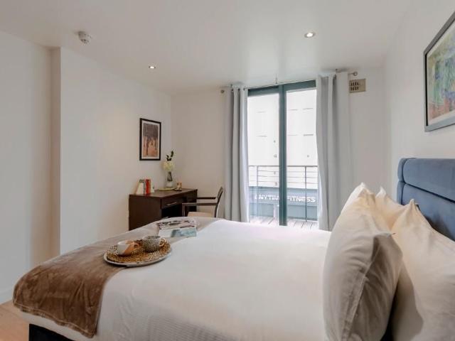 Kilburn High Road NW6, Studio to rent, £1,600 pcm | PrimeLocation