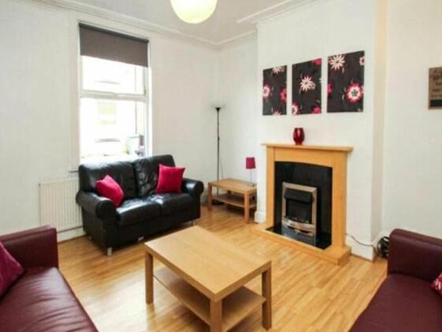 Kilburn Park Rd, London, 3 Bedroom Apartment