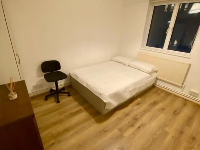 Kilburn Priory, London NW6, Room to rent, £1,100 pcm | PrimeLocation