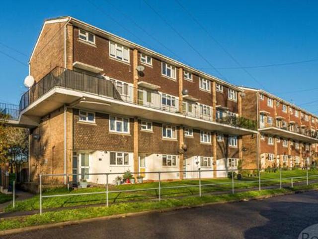Kildare Close, Bordon, 2 Bedroom Maisonette