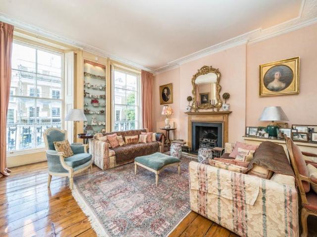 Kildare Terrace, London W2 5 bed end of terrace house to rent £13,000 pcm £3,000 pw