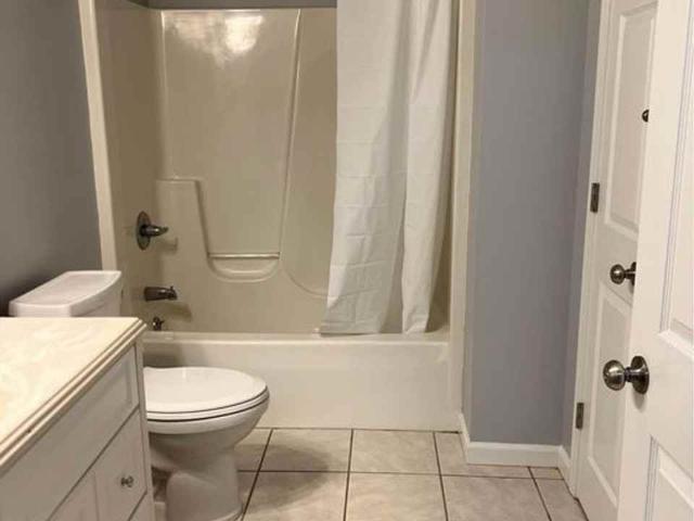 Kilkenny Building 2 Bedroom Apartment for Rent at 300 300 306 W 3rd St, Davenport, IA 52801 Downtown Davenport