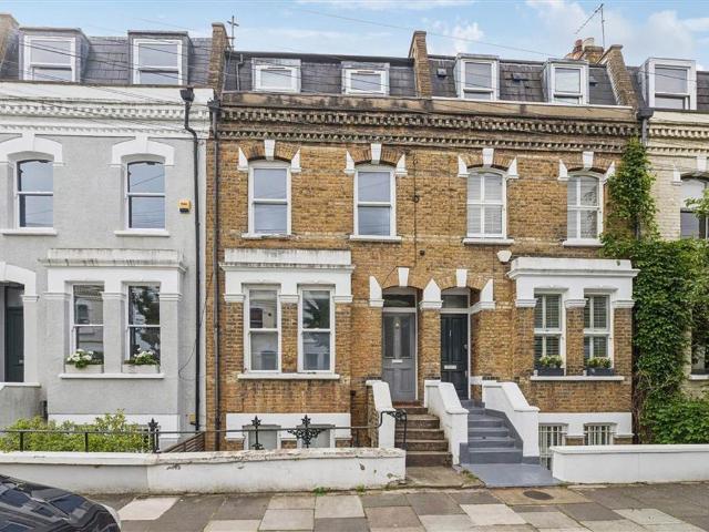Kilmaine Road, Bishops Park SW6, 2 bed flat to rent, £2,950 pcm | PrimeLocation