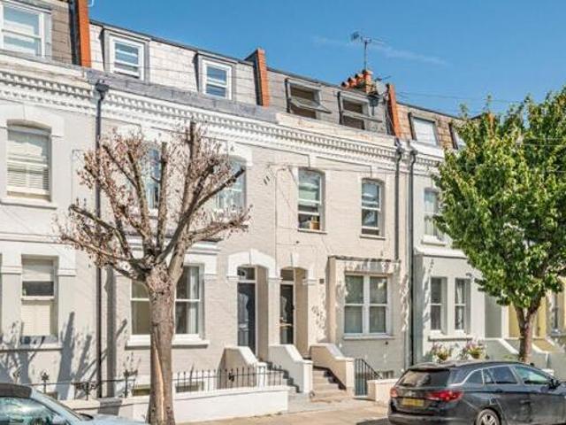Kilmaine Road, London, Studio Flat For