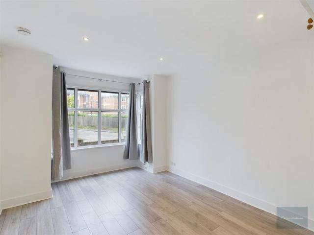 Kilmorey Gardens, St Margarets, TW1, Twickenham