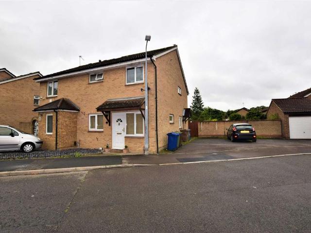 Kiln Way, Badgers Dene, Grays RM17, 1 bed end terrace house to rent, £1,250 pcm | PrimeLocation