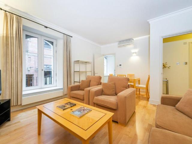 Kipling House, 43 Villiers Street. 1 bed flat to rent £2,708 pcm £625 pw