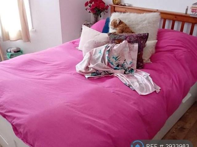 Kipling St, London, SE1 2 bed flat to rent £1,800 pcm £415 pw