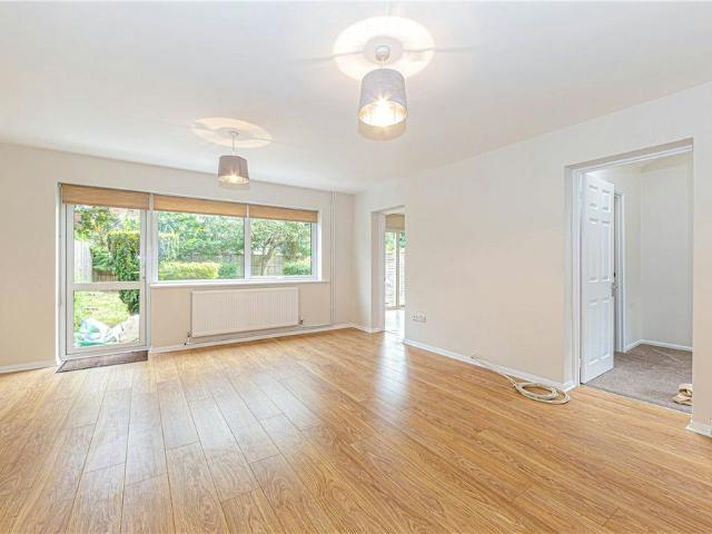 Kipling Way, Harpenden, Hertfordshire, AL5 4XG