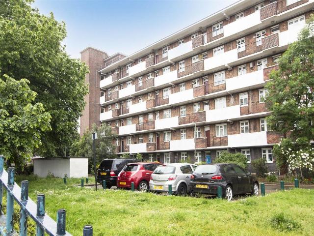 Kirtley House, Thessaly Road, London SW8, 3 bed flat to rent, £2,500 pcm | PrimeLocation