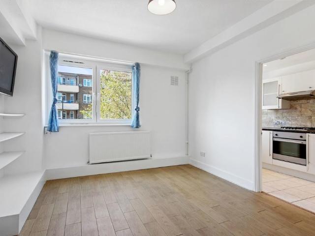 Kirby Estate, Bermondsey, London 2 bed maisonette to rent £2,318 pcm £535 pw