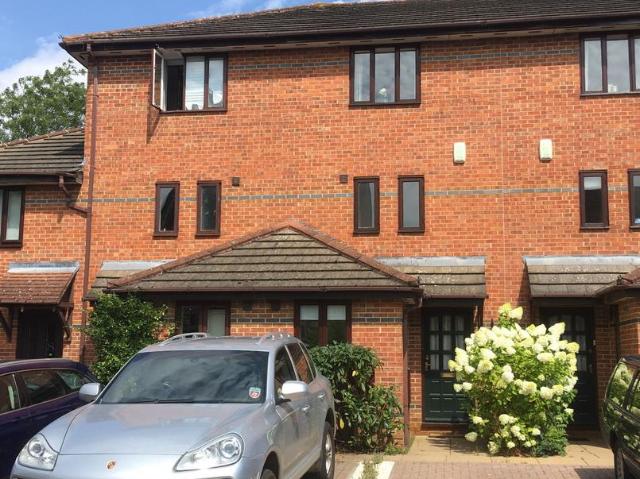 Kirby Place, Oxford 3 bed terraced house to rent £2,400 pcm £554 pw