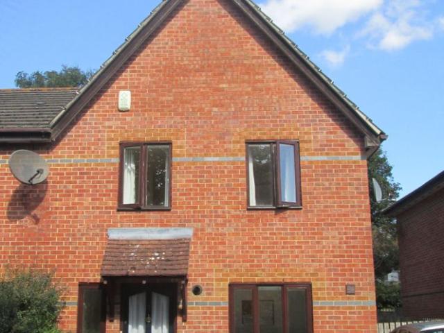 Kirby Place, Oxford OX4, 4 bed terraced house to rent, £2,600 pcm | PrimeLocation