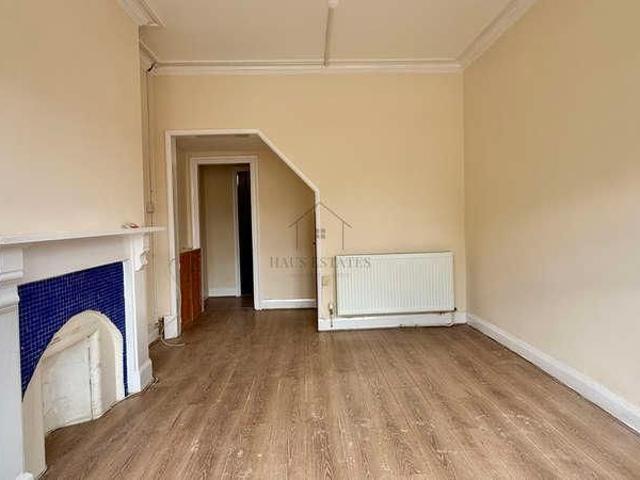 Kirby Road, Leicester, Leicestershire, LE3