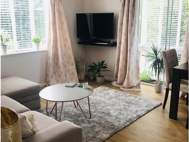 Kirk Rise, Sutton SM1, 2 bed flat to rent, £1,700 pcm | PrimeLocation