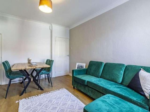 Kirkby St / Bed + Study Rooms / Jul, LN5