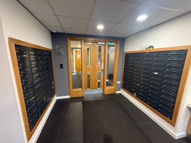 Kirkgate, Huddersfield HD1, 1 bed flat to rent, £695 pcm | PrimeLocation