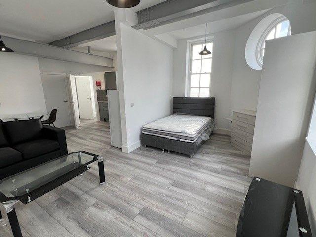Kirkgate, Leeds LS1, 1 bed flat to rent, £895 pcm | PrimeLocation