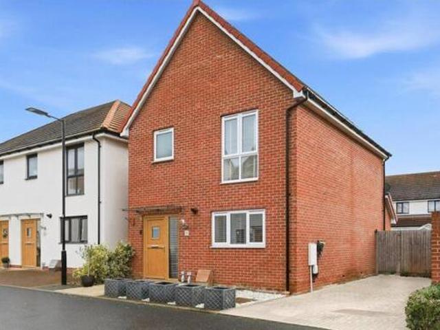 Kirkham Road, Southend on sea, 3 Bedroom Detached