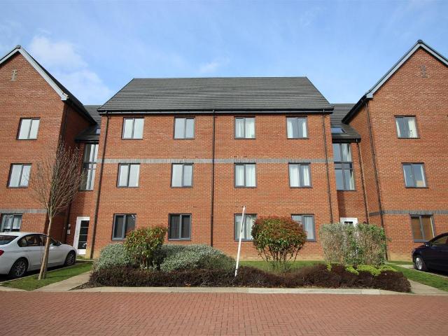 Kirkistown Close, Rugby CV21, 2 bed flat to rent, £920 pcm | PrimeLocation