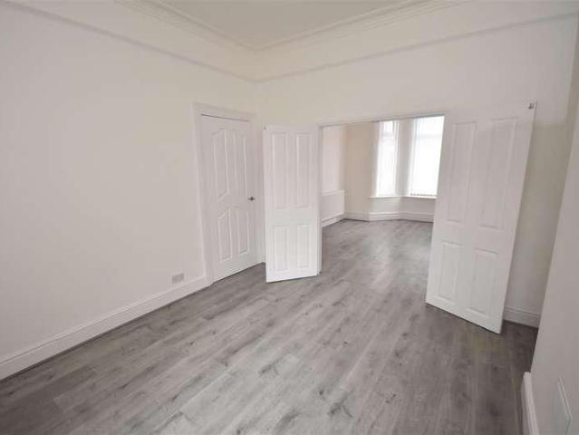 Kirkland Avenue, Birkenhead, CH42