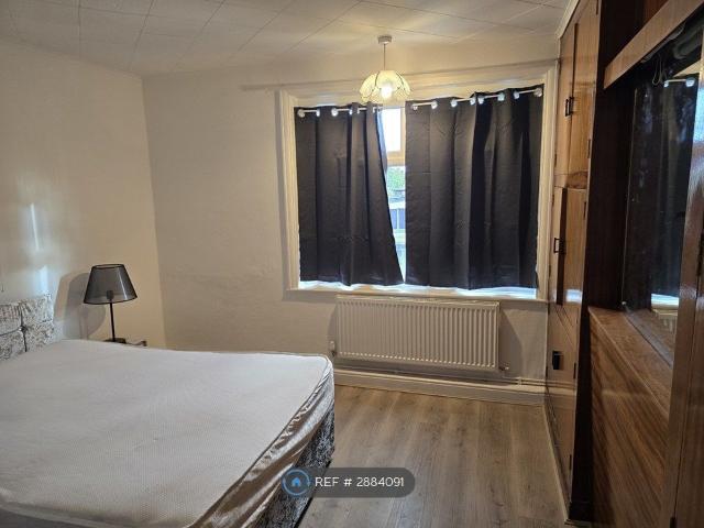 Kirkland Avenue, Mansfield NG18, Room to rent, £600 pcm | PrimeLocation